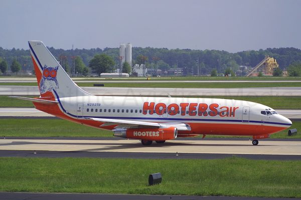 Boeing 737 Classic - flightlineaviationmedia