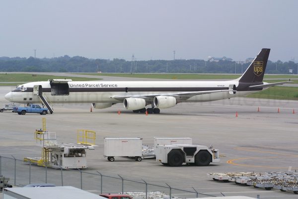 Douglas DC-8 - flightlineaviationmedia